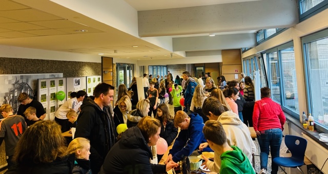 Gelungener Tag der offenen Tür mit zahlreichen Gästen am Antonianum